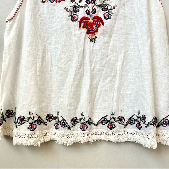 Max Studio | Tops | Nwt Max Studio Womens Cotton Embroidered Tank Top ...